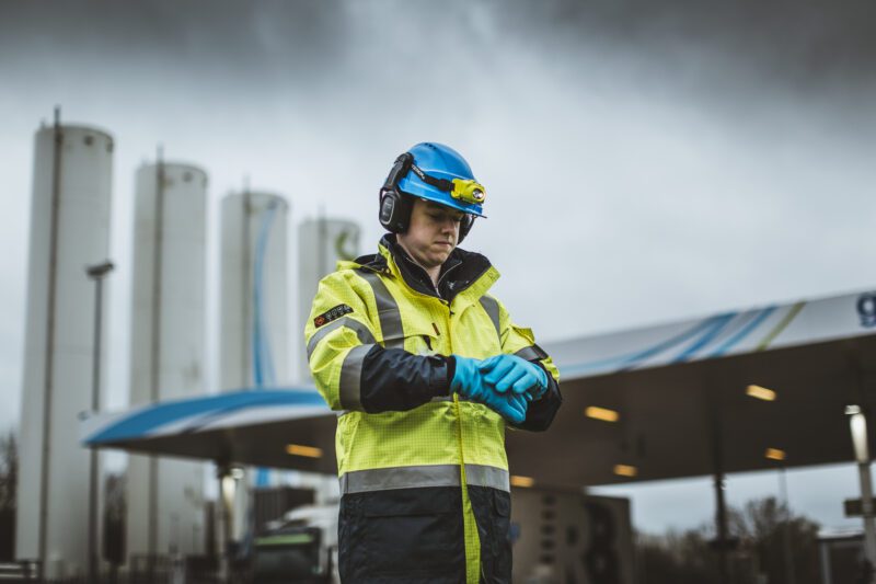 Hazchem Safety Flame Retardant Workwear PPE And ADR Products